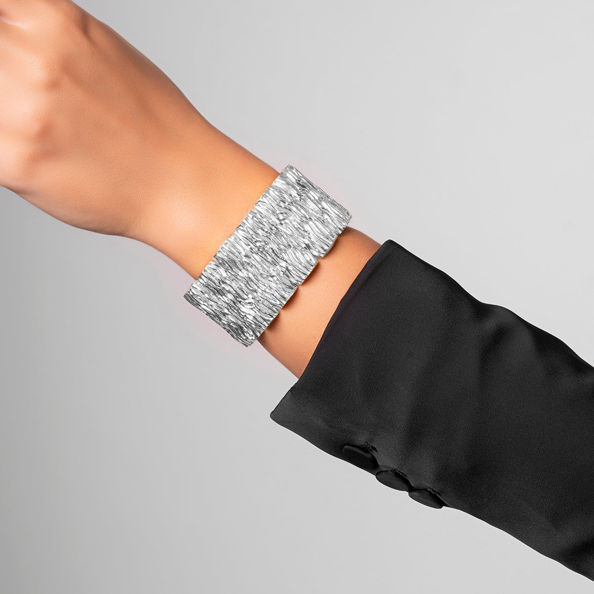 Cedar Bracelet – Equiivalence
